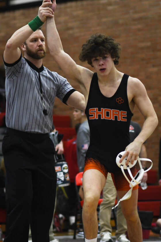 Williamsport has 7 wrestlers qualify for regionals, Shore has four at ...